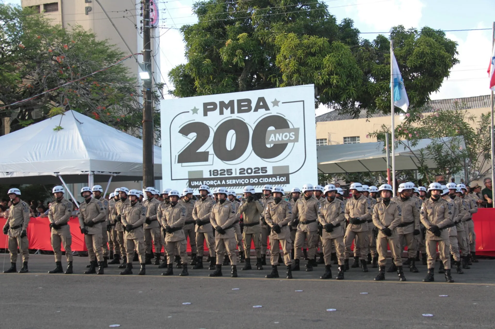 Policia Militar da Bahia – PMBA: 200 anos de história na proteção do ...